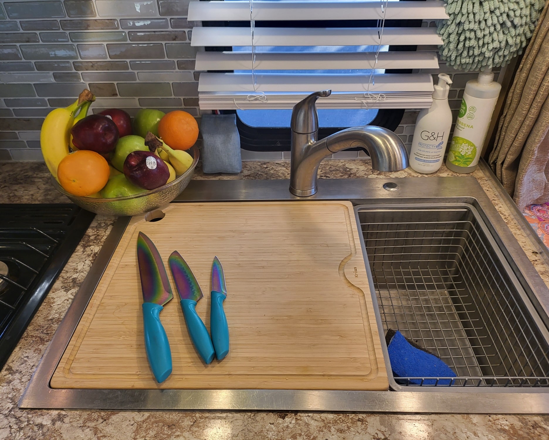 RV Kitchen Sinks - RV Obsession